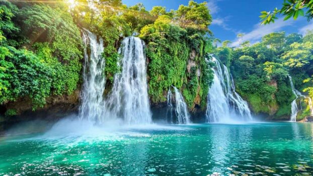 13 Best USA Waterfalls Worth the Hike – See the Natural Wonders From ...