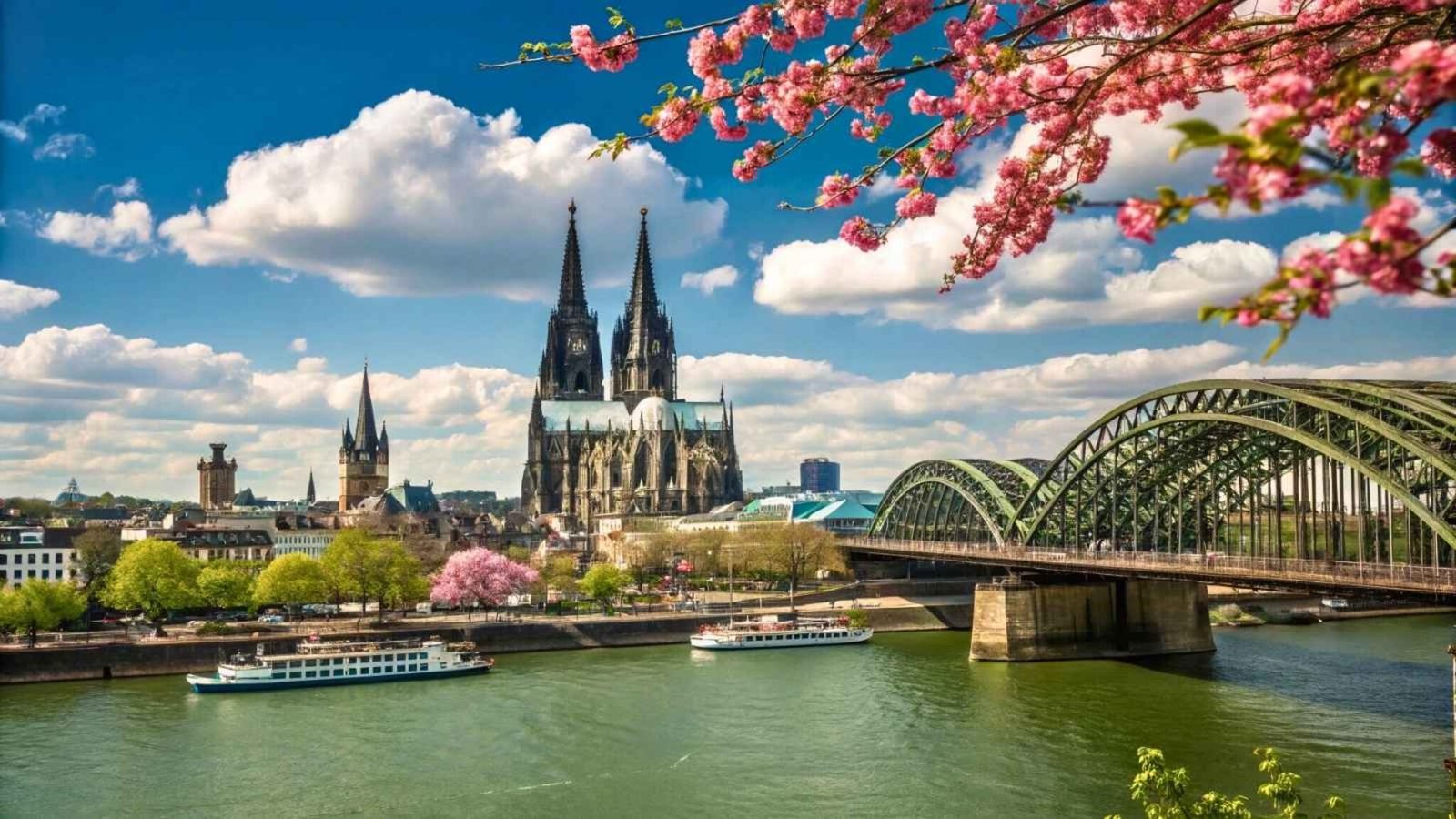 15 Countries Where Being American Gets You Celebrity Treatment ...